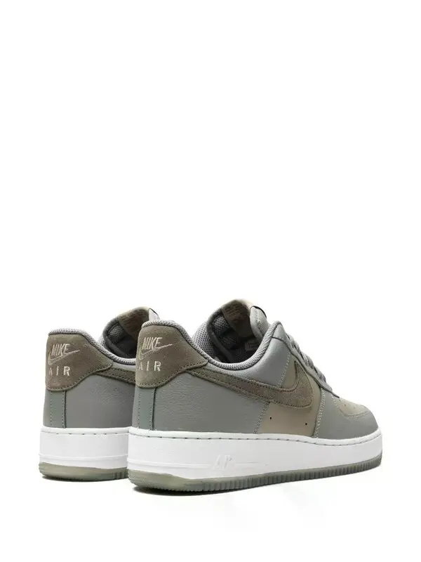 Nike Air Force 1 '07 Lv8 Sneakers - Grey