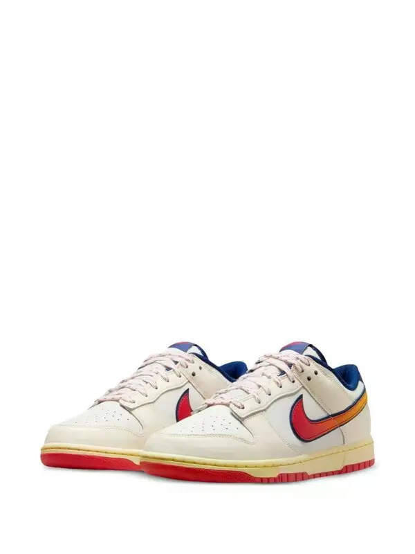 Nike Dunk Low Retro Lettering Sneakers - Neutrals