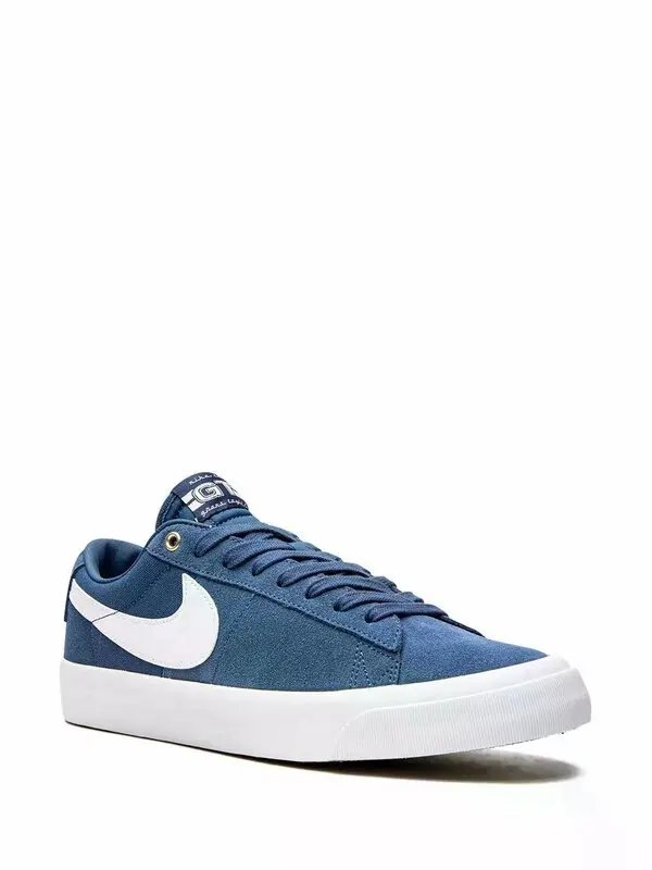 Nike Sb Zoom Blazer Low Pro Gt Sneakers - Blue