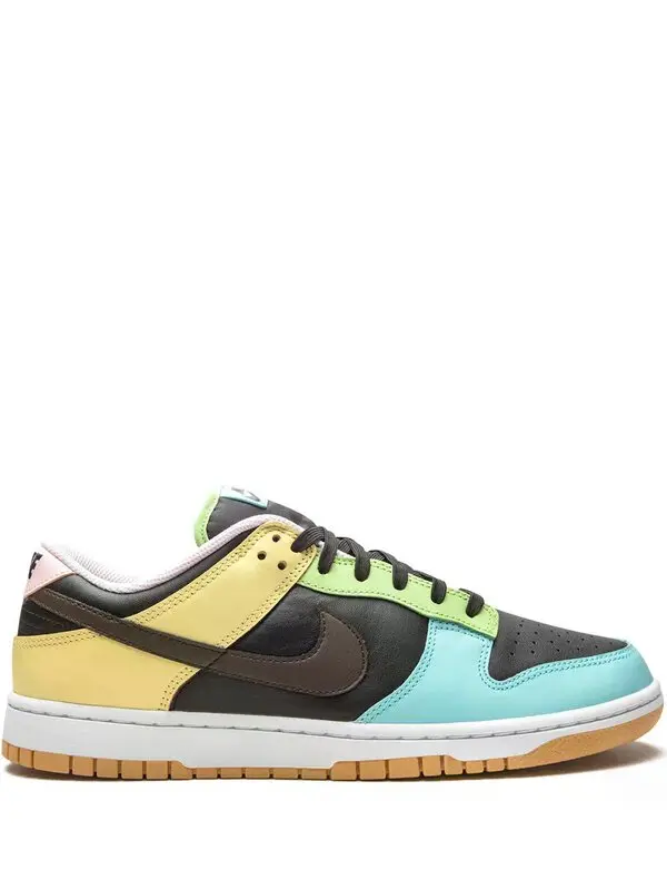 Nike Dunk Low Se Free 99 Sneakers