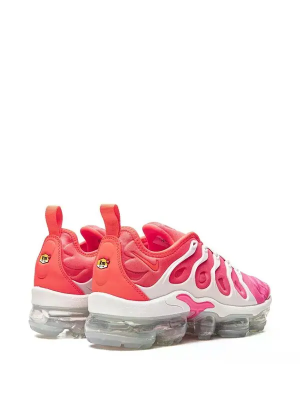 Nike Air Vapormax Plus Sneakers - Red