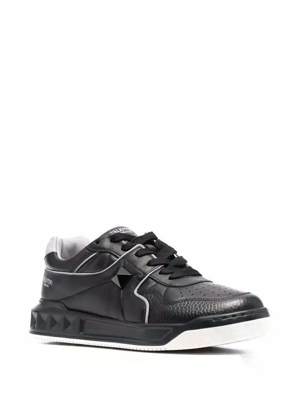 Valentino Garavani One Stud Low-top Sneakers