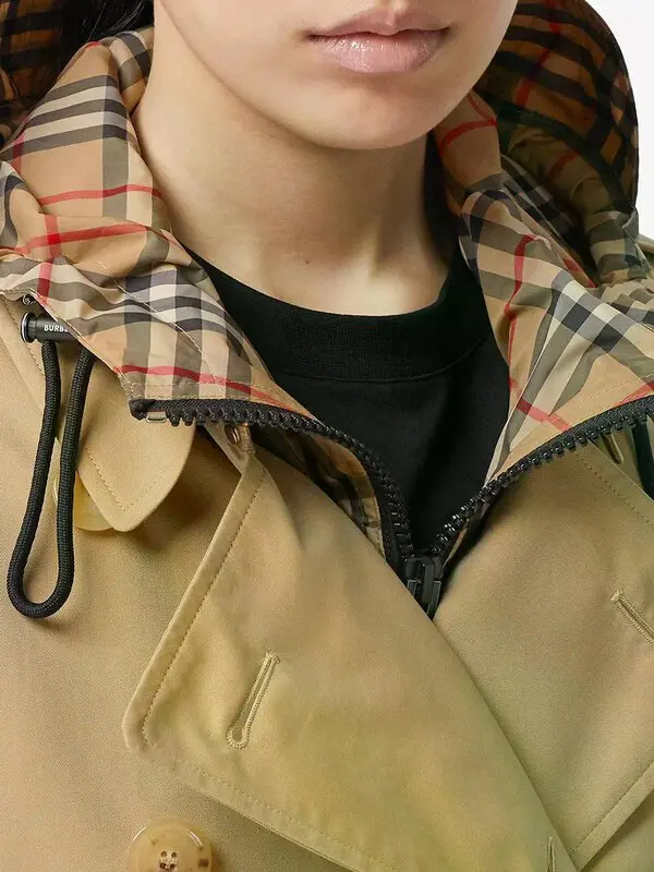 Burberry Kensington Heritage Trench Coat