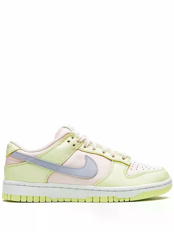 Nike Dunk Low Sneakers - Pink