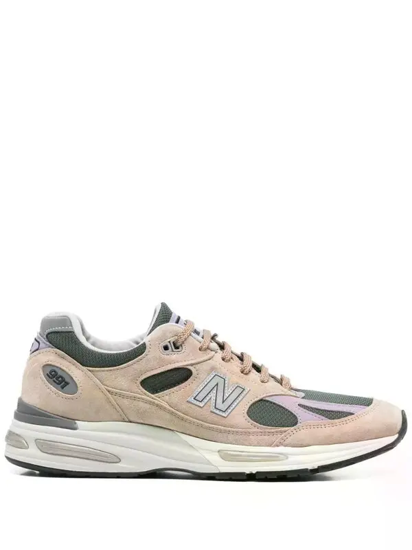 NEW BALANCE 991v2 Sneakers