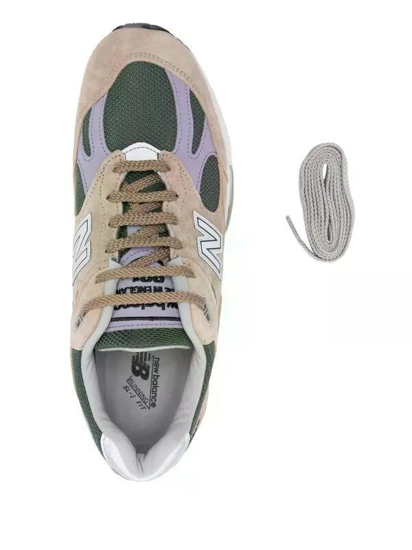 NEW BALANCE 991v2 Sneakers