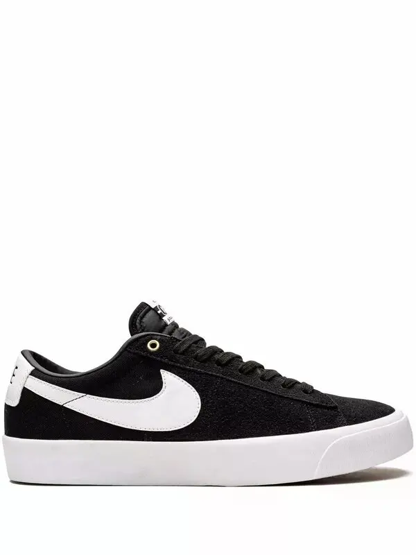 Nike Zoom Blazer Low Pro Gt Sb Sneakers - Black