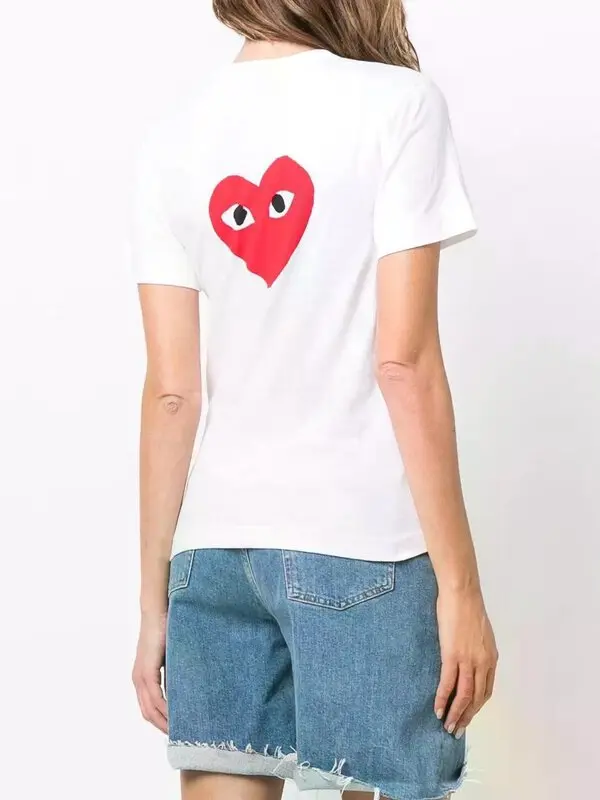 Play Comme Des Garcon Signature Heart Logo-patch T-shirt