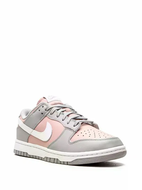 Nike Dunk Low Sneakers - Grey