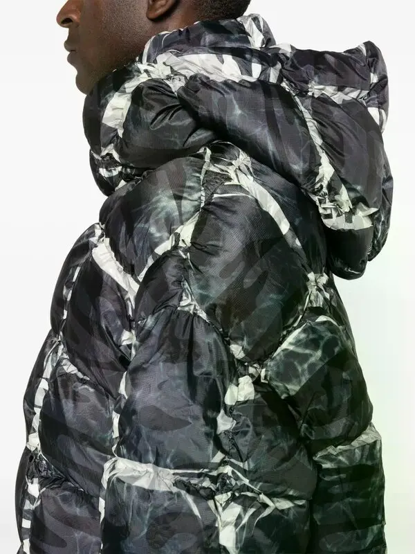 DIESEL® W-claus-camu Puffer Jacket