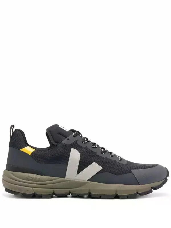VEJA Dekkan Alveomesh Sneakers