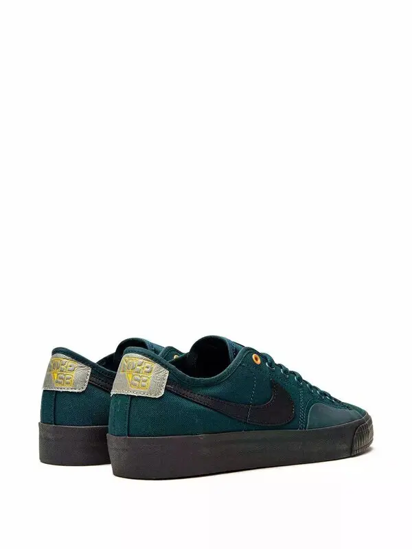 Nike Blazer Court Daan Van Der Linden Sneakers