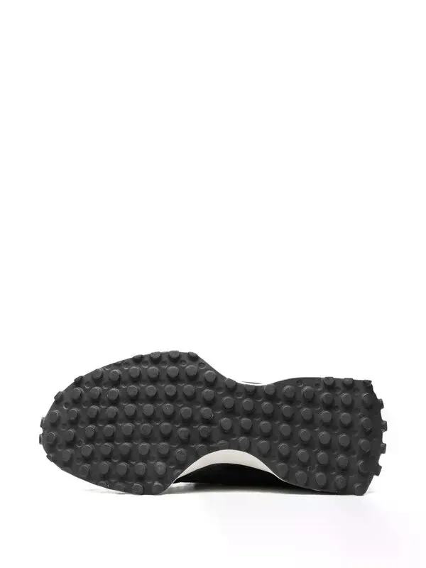 NEW BALANCE 327 Sneakers - Black