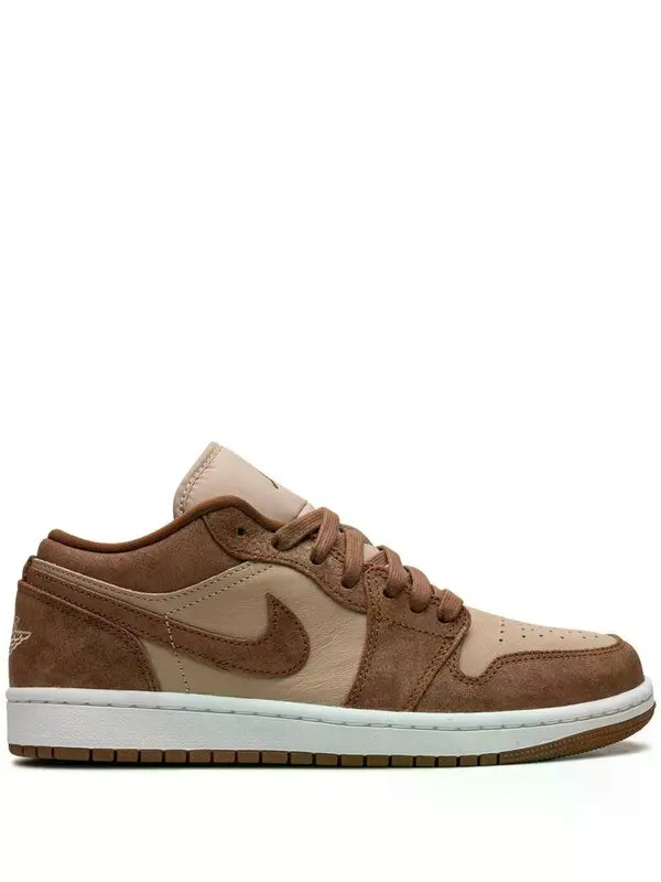 JORDAN Air 1 Low Sneakers - Brown
