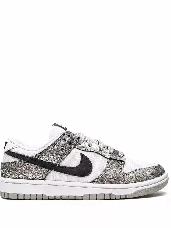 Nike Dunk Low Golden Gals Sneakers - Grey