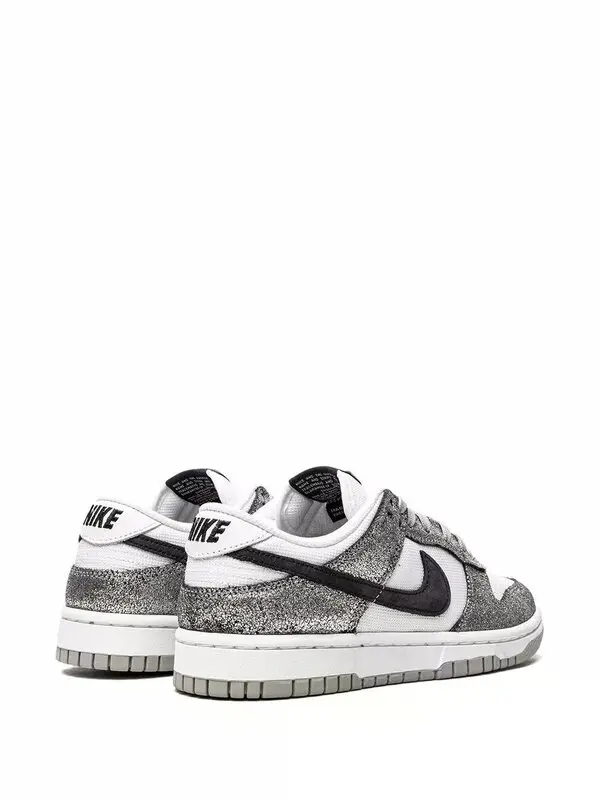 Nike Dunk Low Golden Gals Sneakers - Grey