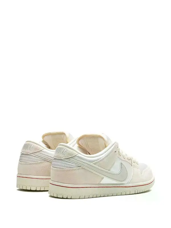Nike Sb Dunk Low Valentine's Day Low Love Found Sneakers - Neutrals
