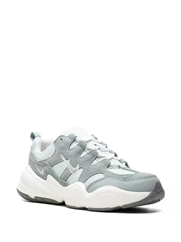 Nike Tech Hera Sneakers