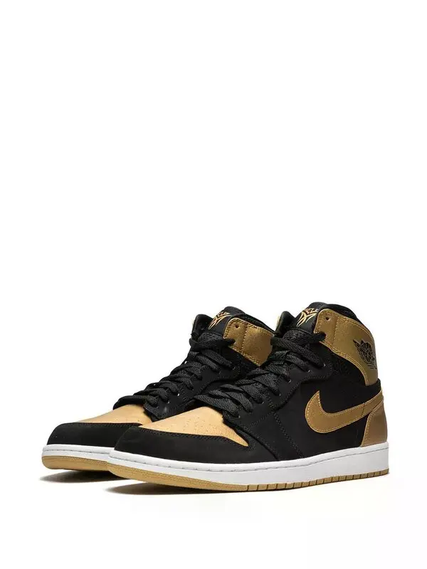 JORDAN Air 1 Retro High Sneakers - Black