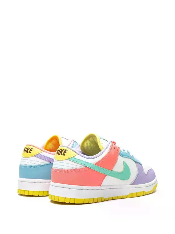 Nike Dunk Low Se Easter Sneakers - White