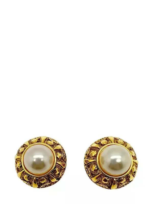 JENNIFER GIBSON JEWELLERY Vintage French Couture Etruscan Half Pearl Clip On Earrings - Gold