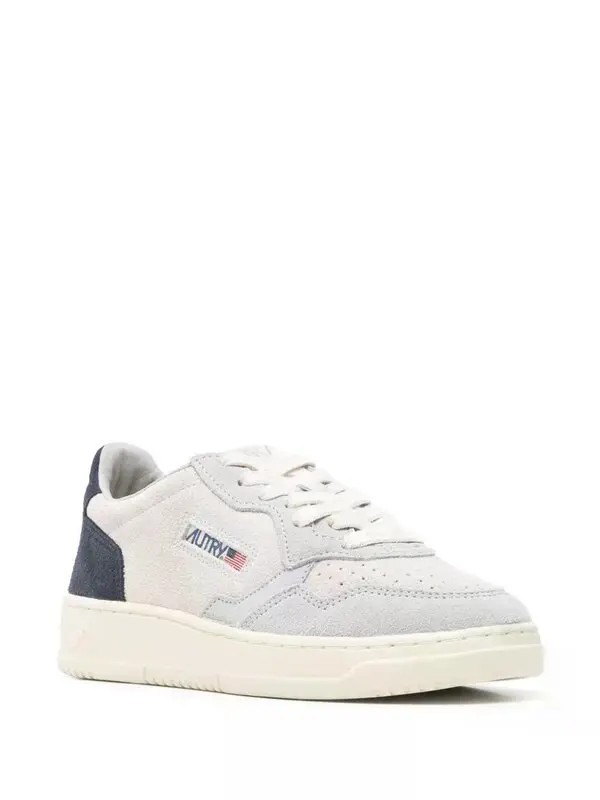 AUTRY Medalist Lace-up Sneakers
