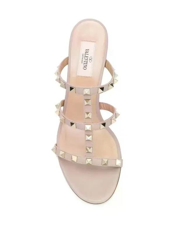 Valentino Garavani Rockstud Leather Strap Sandals - Pink