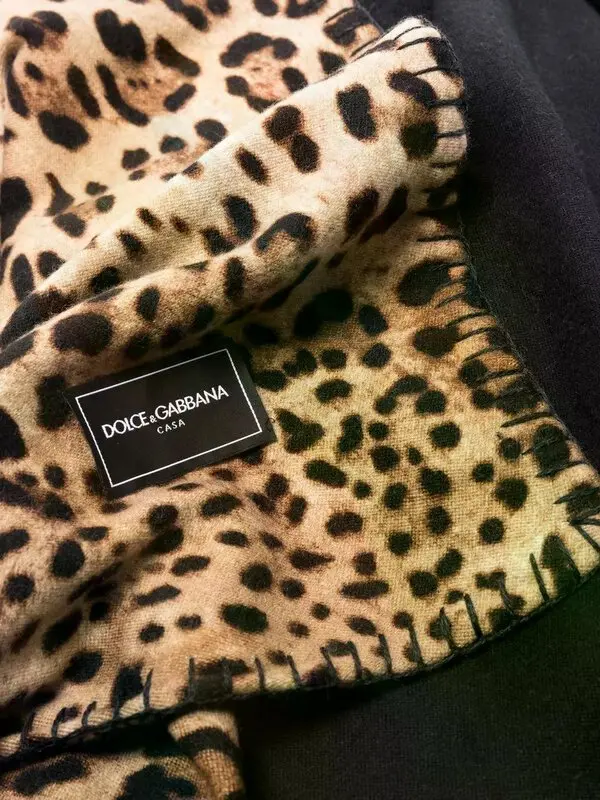 Dolce & Gabbana Leopard Print 140cm X 180cm Blanket