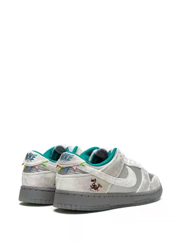 Nike Dunk Low Ice Sneakers