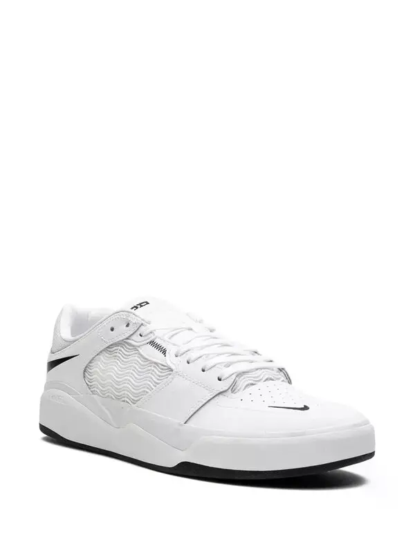 Nike Sb Ishod Premium Low-top Sneakers