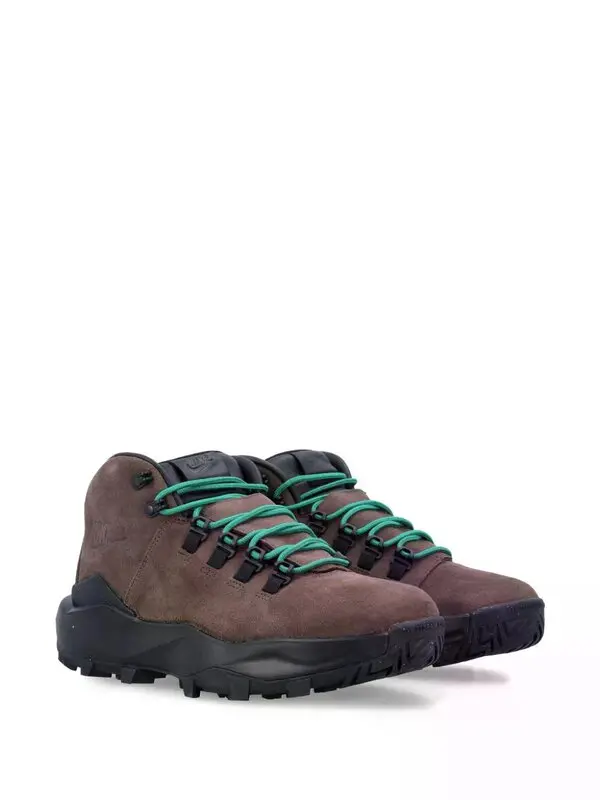 Nike Cygnal Sneakers