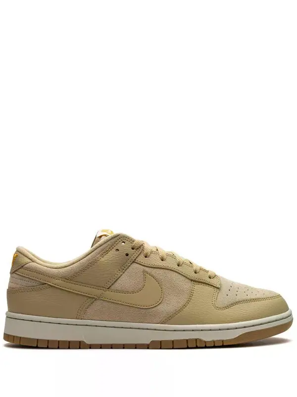 Nike Dunk Low Wheat Suede Sneakers - Neutrals