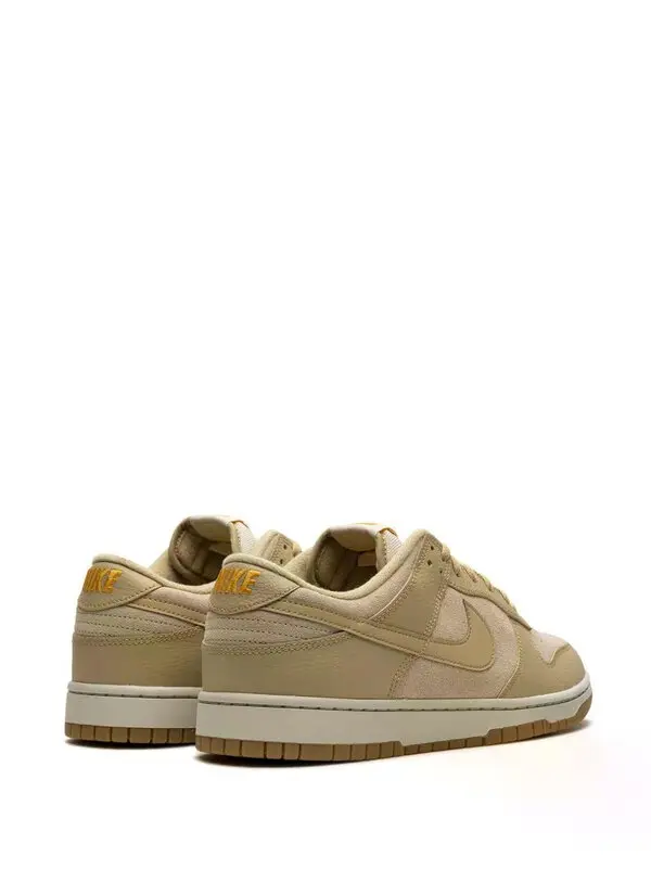 Nike Dunk Low Wheat Suede Sneakers - Neutrals