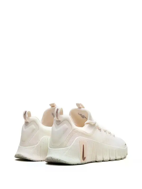 Nike Free Metcon Sneakers