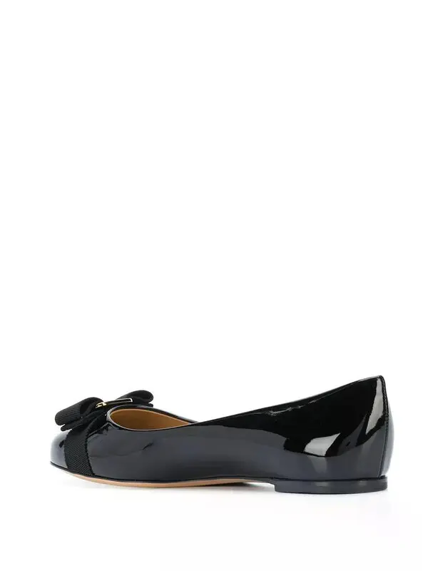 FERRAGAMO Vara Ballerina Shoes - Black