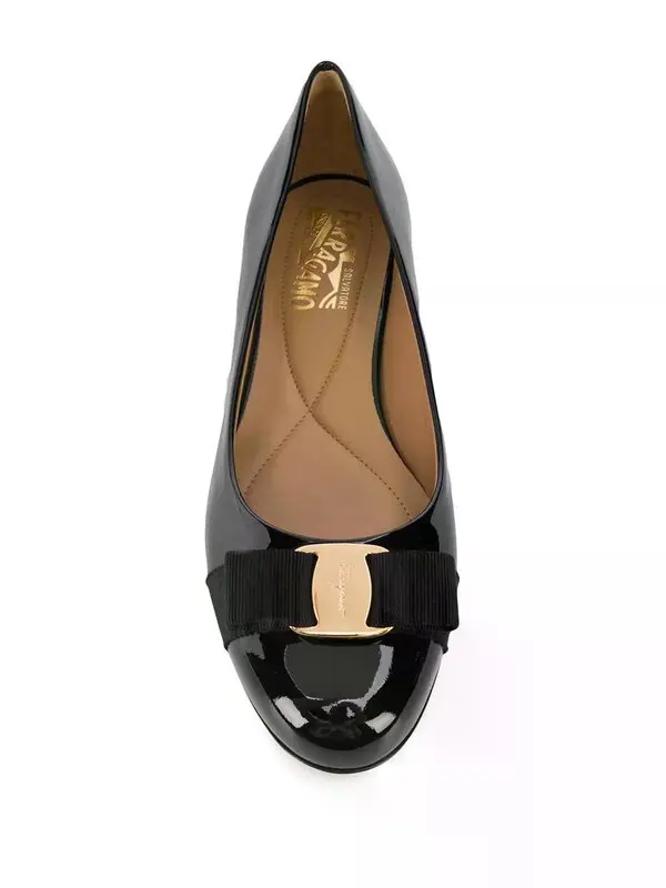 FERRAGAMO Vara Ballerina Shoes - Black