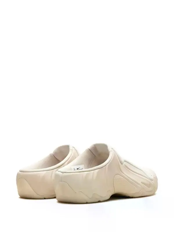 Nike Clogposite Slides