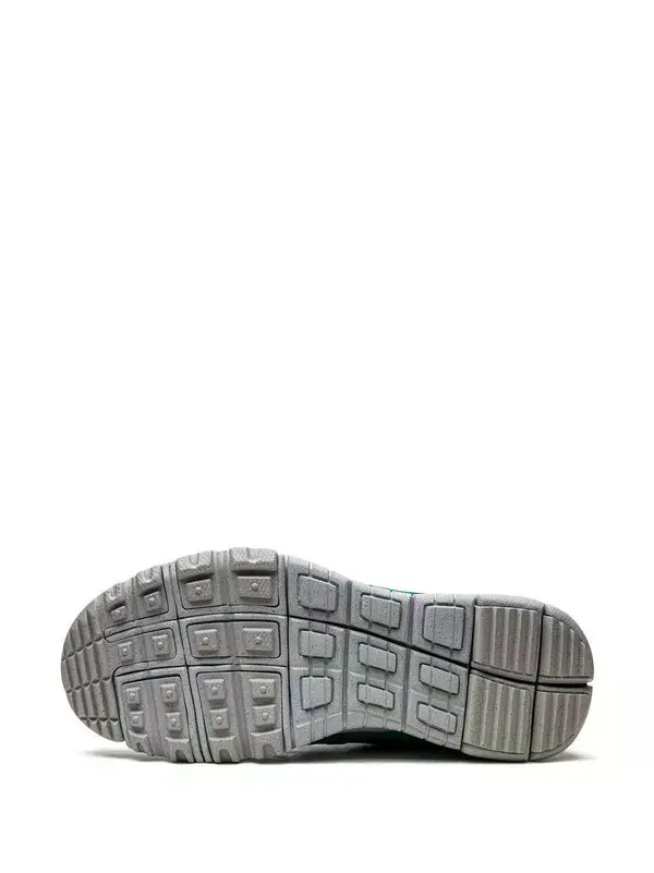 Nike Free Terra Vista Sneakers - Black