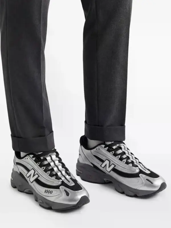 NEW BALANCE 1000 Sneakers - Silver