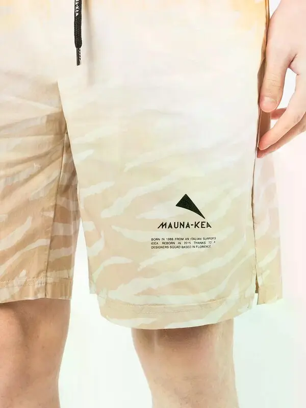 MAUNA KEA Gradient-effect Shorts
