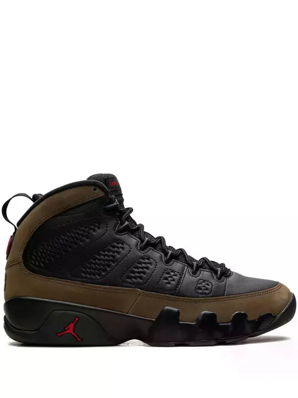 JORDAN Retro Sneakers - Black