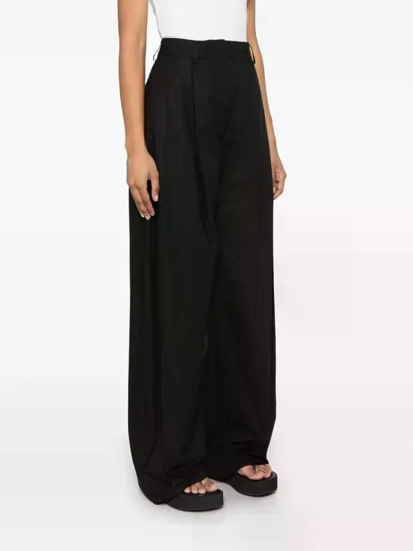 THELATEST Pleated Trousers