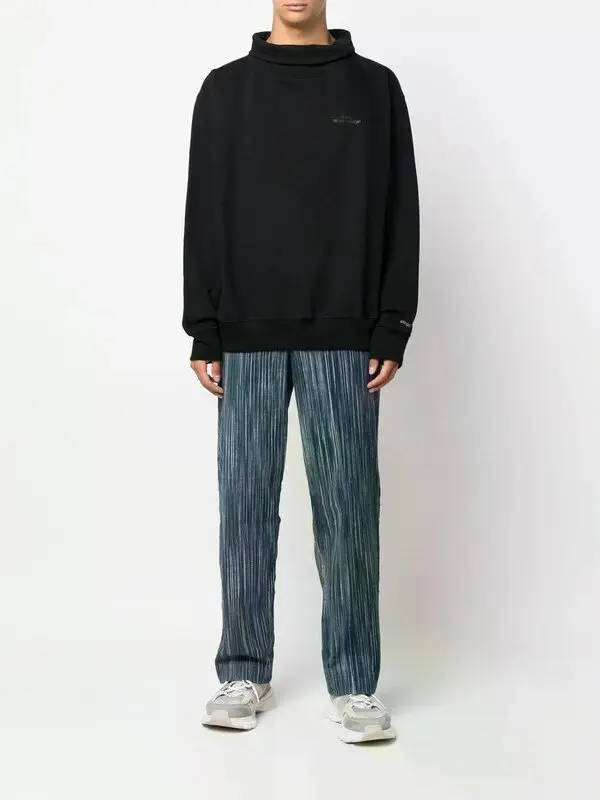 032C Roll-neck Logo-print Sweatshirt