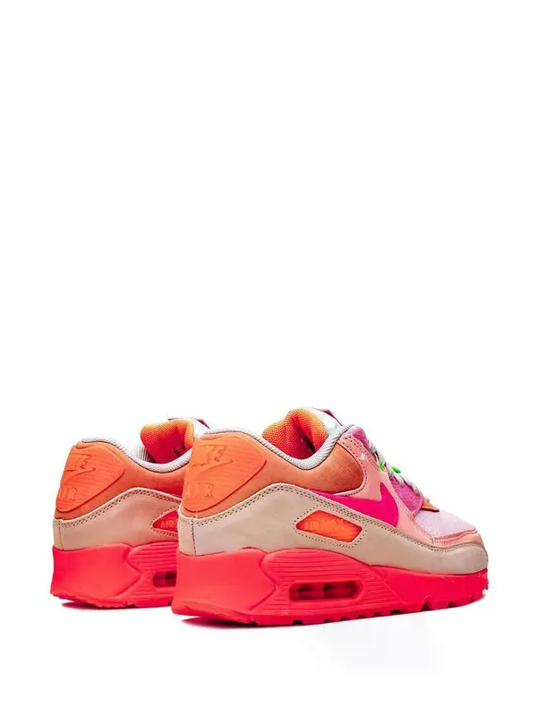 Nike Air Max 90 Sneakers