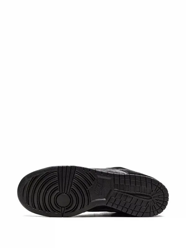 Nike X Dover Street Market Dunk Low Triple Velvet Sneakers - Black