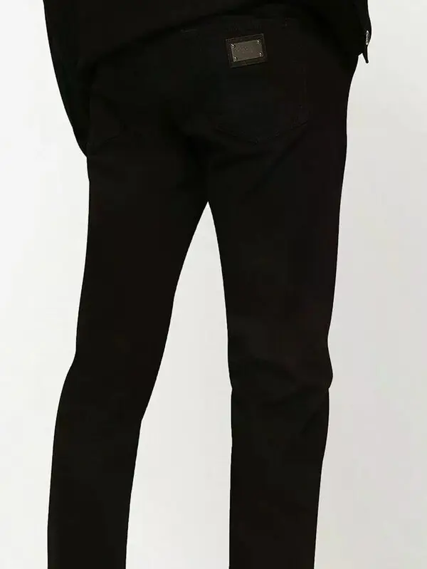 Dolce & Gabbana Skinny Jeans With Logo Plaque - Black
