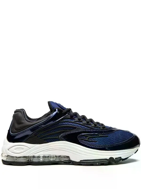 Nike Air Tuned Max Void Sneakers