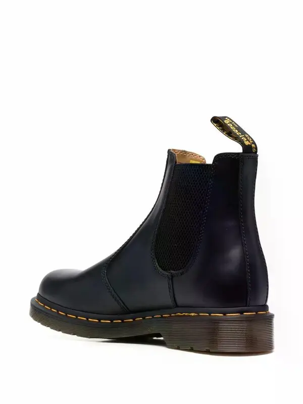 Dr. Martens 2976 Chelsea Boots