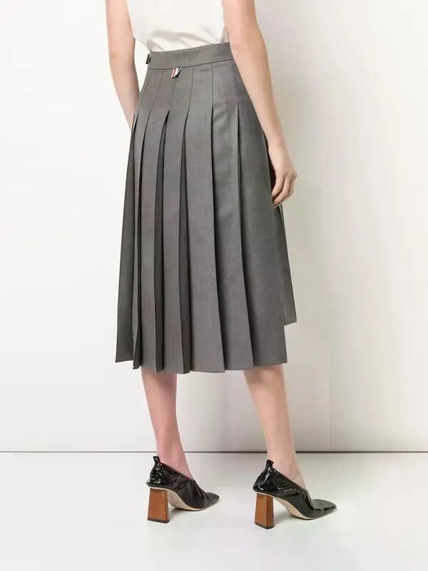 Thom Browne Below Knee Dropped Back Skirt In Super 120’s Twill
