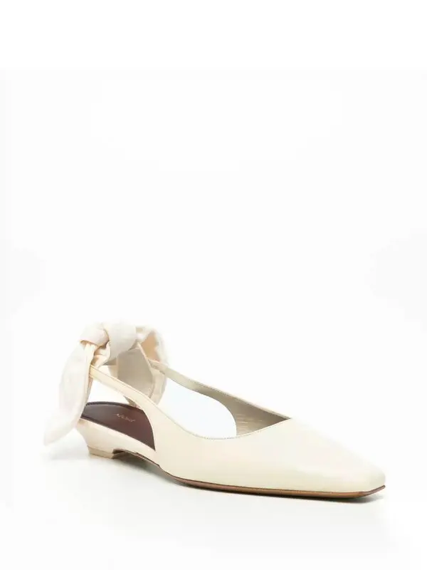 NEOUS Leather Flat Pumps